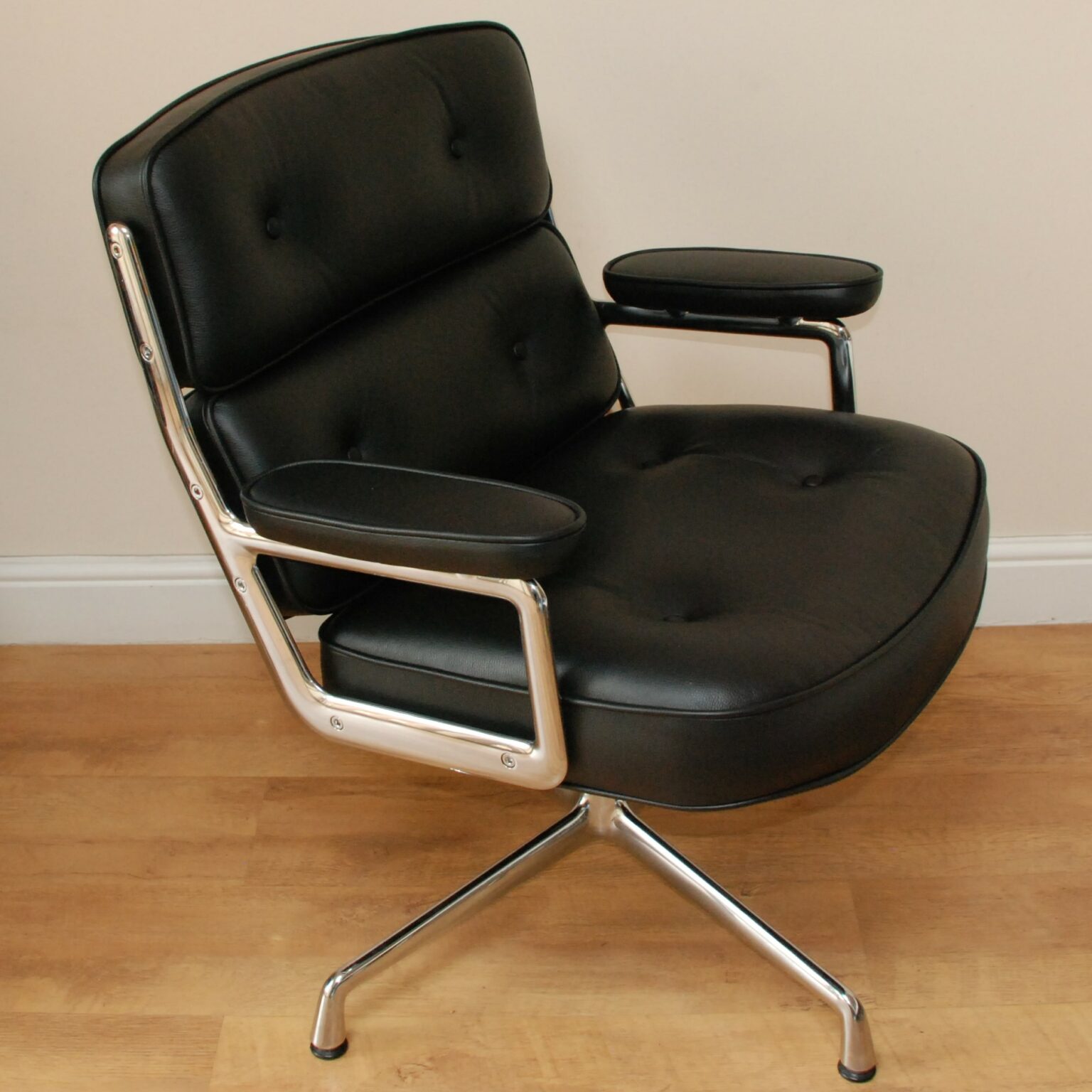 Vitra Eames ES105 Lobby chair - Black leather - Casa Contracts Ltd