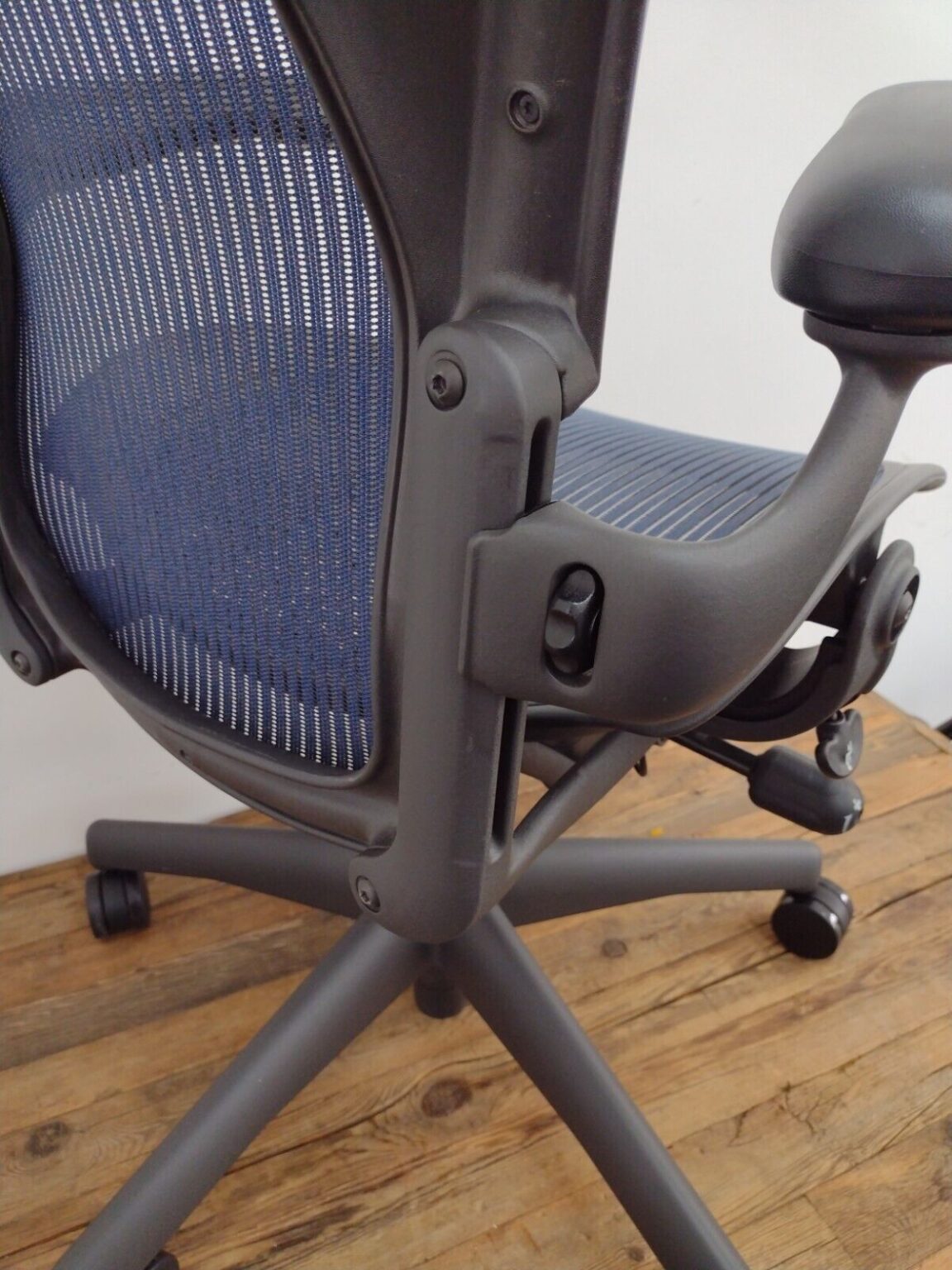 Buy a Second Hand Herman Miller Aeron Office Chair